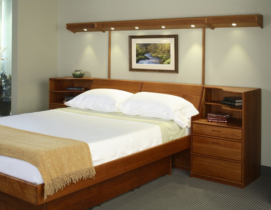 Platform Pedestal Bed | Hardwood Artisans Handcrafted Bedroom Furniture